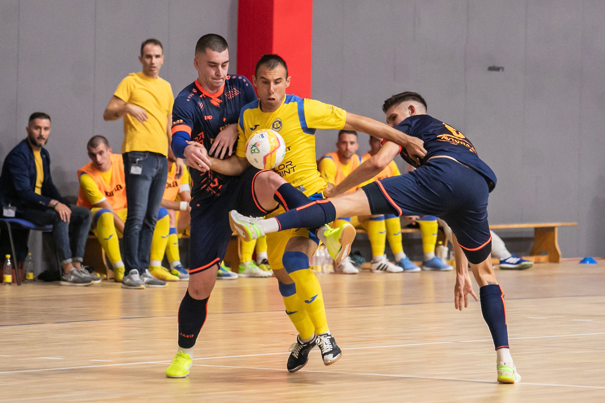 Športna dvorana Burja ponovno predana svojemu namenu | Krajevna ...